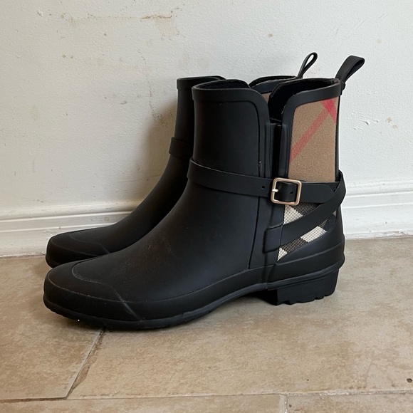 Burberry | Shoes | Burberry Rain Boots | Poshmark